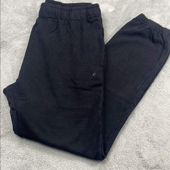 Pact | Pants & Jumpsuits | New Pact S 0 Organic Cotton Joggers Black ...